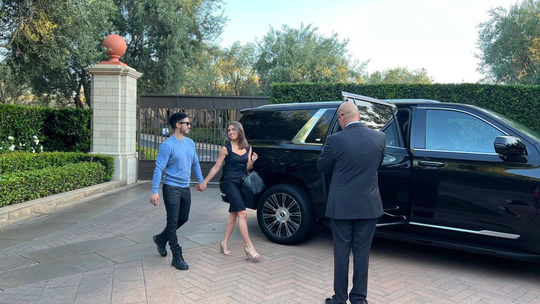 Best Limo Service, Los Angeles | Limousine Service in LA - Ashwa Limousine